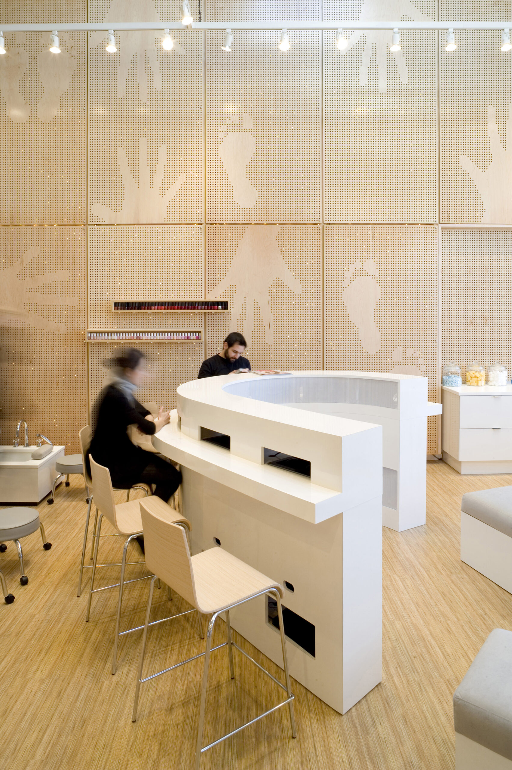 MiniLuxe - Merge Architects